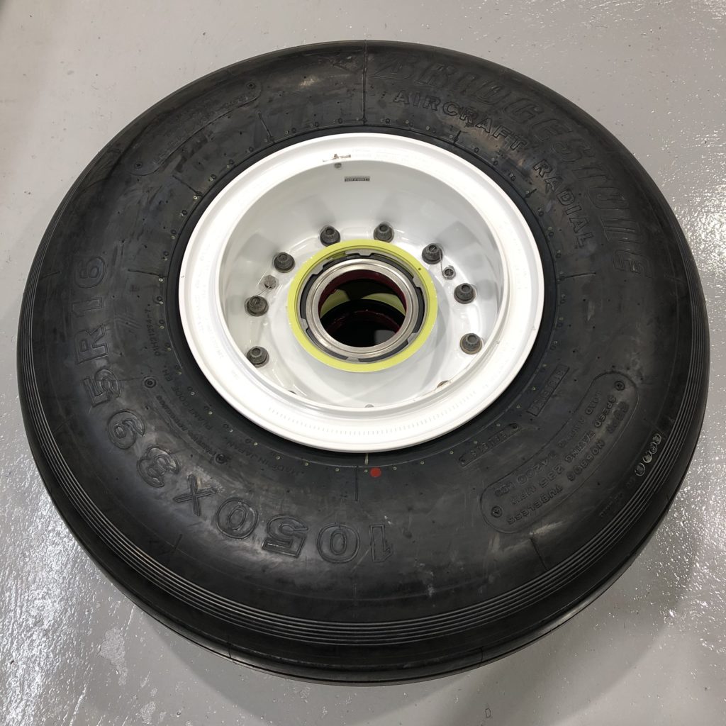 Aircraft Part No. 3-1510-1 nose wheel A330-200/300 & A340-200/300 ...