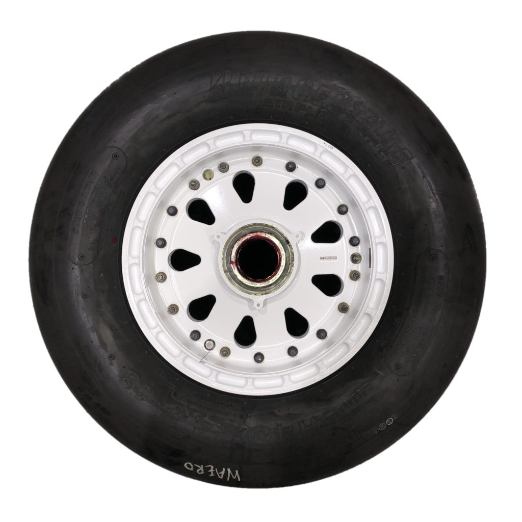 Aircraft Part No. 160N0001-15 main wheel & tyre assembly 757, Boeing ...
